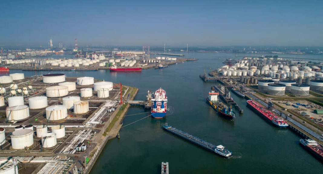 🇳🇱 Air Liquide Completes €500M Green Hydrogen Plant in Rotterdam ...
